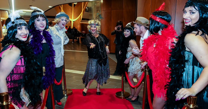 Plan a Great Gatsby Themed Party: 10+ Tips & Ideas